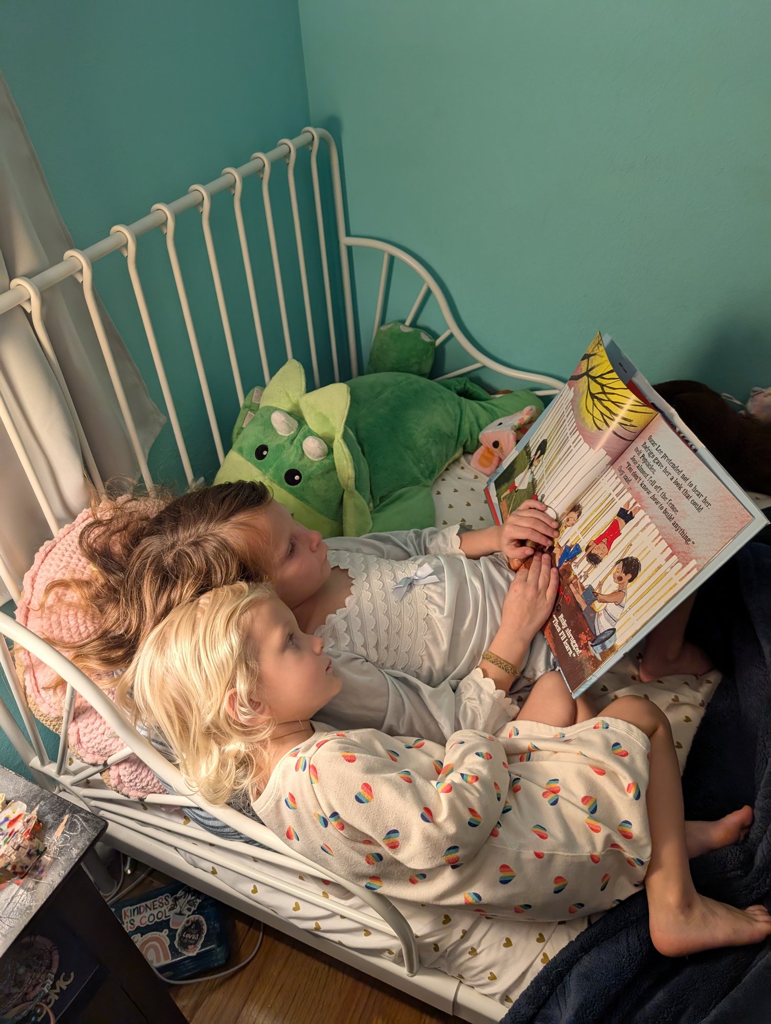 Give Drugs the Boot – Pullen's Cozy Corner